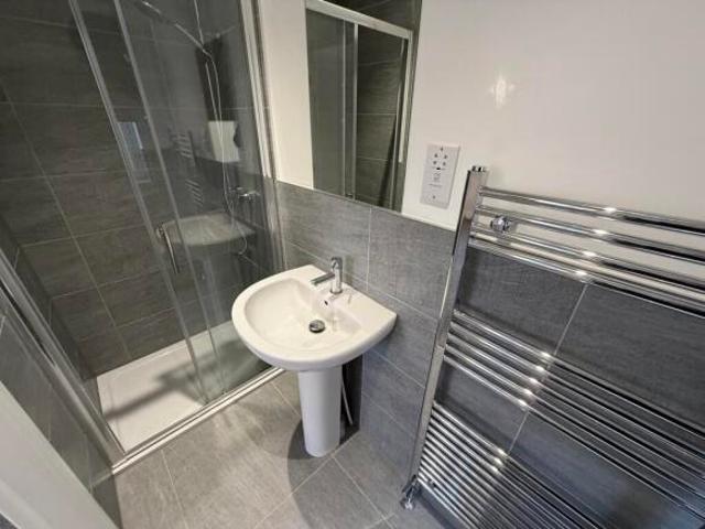 3 bedroom house for rent in Saddle Close, BD2