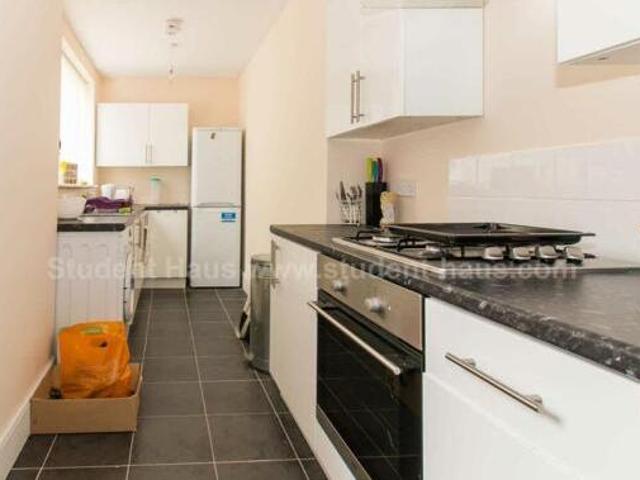 3 Bedroom House For Rent In Salford