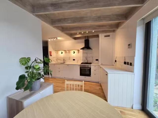 3 bedroom house for rent in Salmen Road, E13