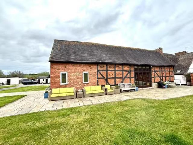 3 bedroom house for rent in Salters Lane, Wootton Wawen, B95 6.