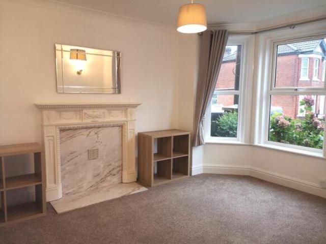 3 bedroom house for rent in Sandhurst Road, Southampton, SO15