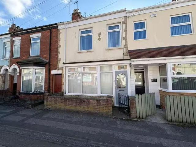 3 bedroom house for rent in Severn Street, Hull, HU8