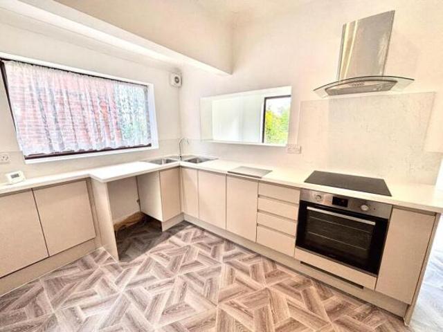 3 bedroom house for rent in Seagrave Crescent, Gleadless, Sheffield, S12