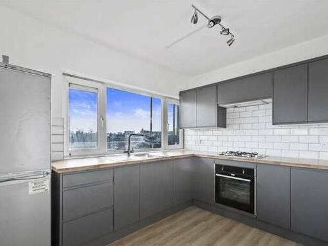 3 bedroom house for rent in Skinner Street London EC1R