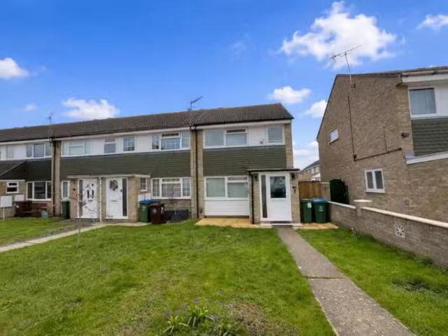 3 bedroom house for rent in Slattenham Close, AYLESBURY, HP19
