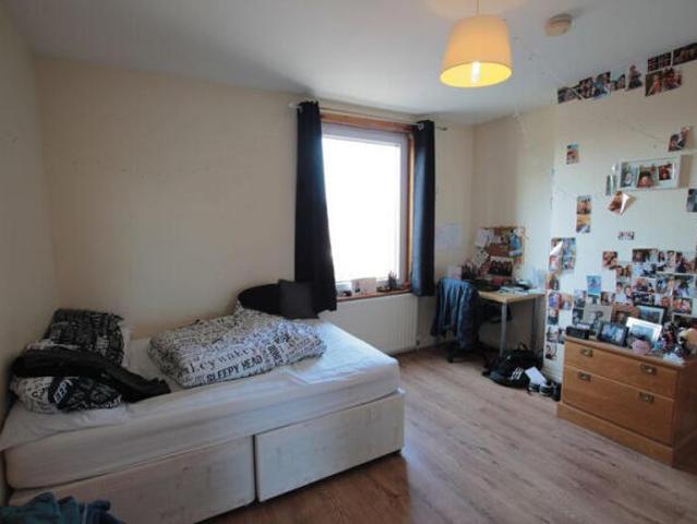 3 bedroom house for rent in Spring Grove Walk, Leeds, LS6