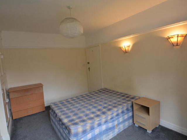 3 bedroom house for rent in St. Chads Drive, Leeds, LS6