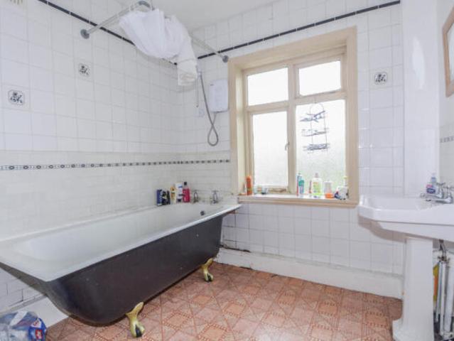 3 bedroom house for rent in St. Annes Road, Leeds, LS6