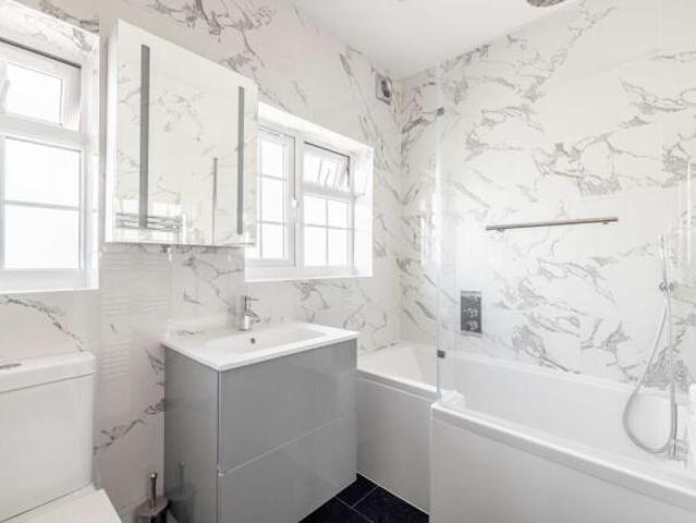 3 bedroom house for rent in St Georges Crescent, Cippenham, SL1