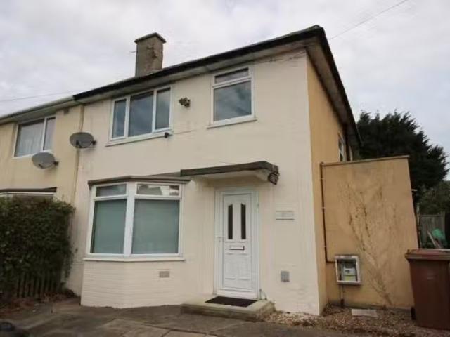 3 bedroom house for rent in Swaledale Crescent, DH4