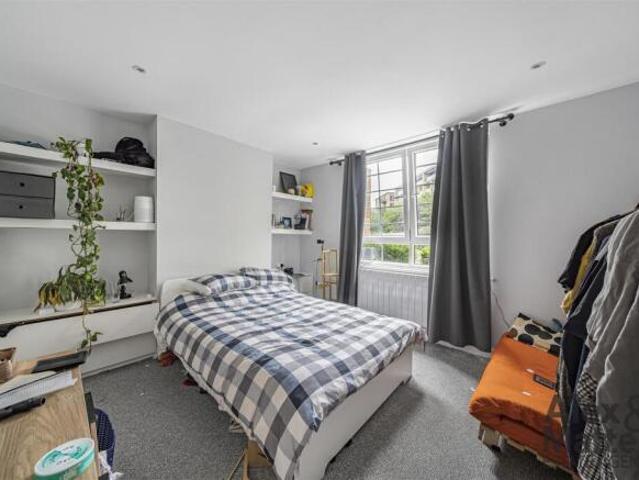 3 bedroom house for rent in Swan Road, Rotherhithe, SE16