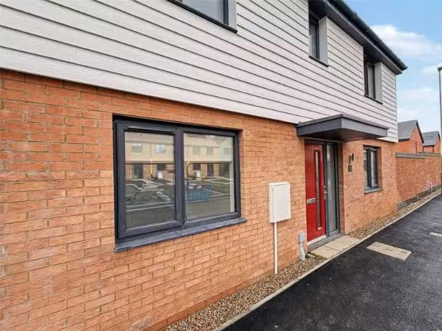 3 bedroom house for rent in Paulet, Bordon, Hampshire, GU35