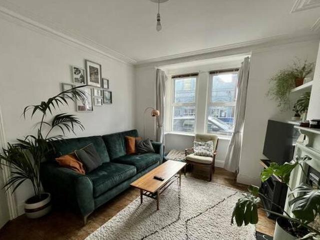 3 bedroom house for rent in Payne Avenue BN3