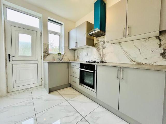 3 bedroom house for rent in Penrhyn Avenue, DERBY, DE23