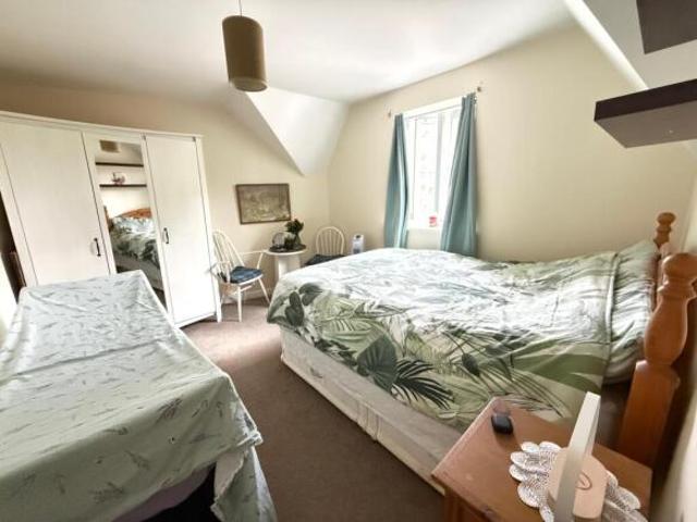 3 bedroom house for rent in Prioress Crescent, Greenhithe, DA9