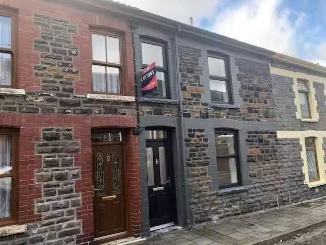3 bedroom house for rent in Prospect Place, TREORCHY, CF42