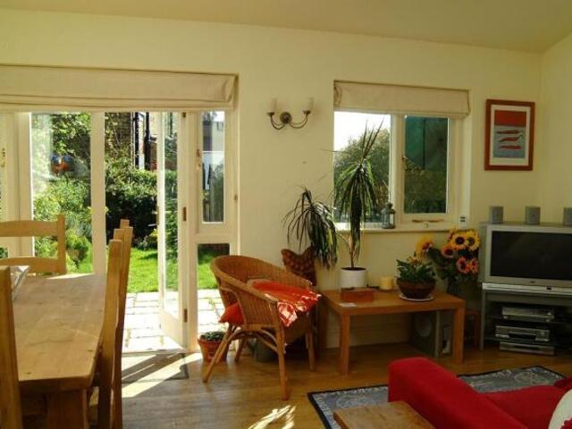 3 bedroom house for rent in Pulborough Road, Southfields, London, SW18
