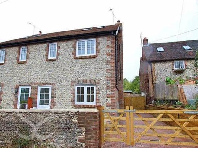 3 bedroom house for rent in Pyecombe Street Brighton BN45