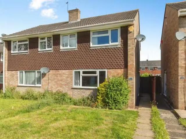 3 bedroom house for rent in Quantock Close, Bristol, Glouceste.