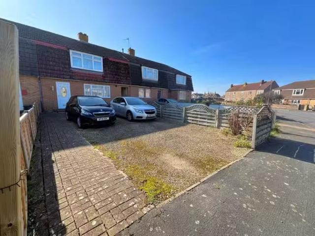 3 bedroom house for rent in Quarry Road, Alveston, South Glouc.