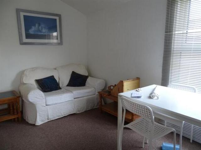 3 bedroom house for rent in Quarrington Rd TFF, Bristol, BS7