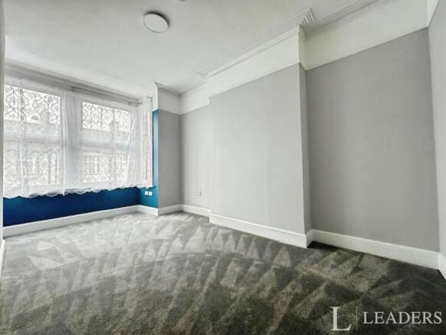 3 bedroom house for rent in Quebec Avenue, Southend on Sea, Essex, SS1