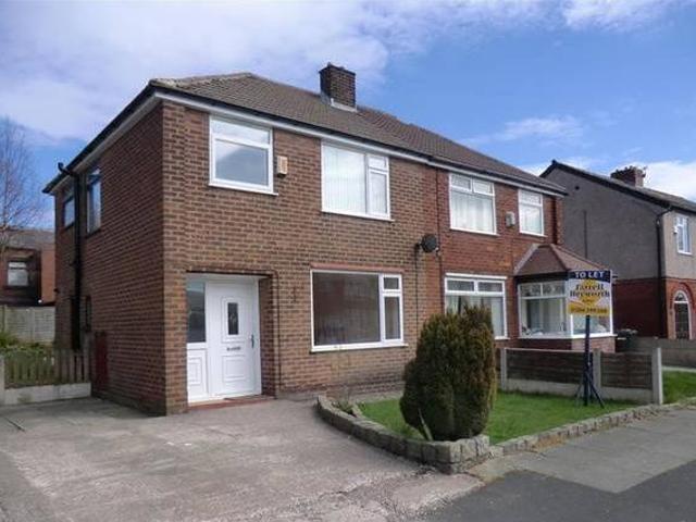 3 bedroom house for rent in Queens Avenue Bromley Cross Bolton BL7