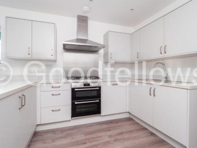 3 bedroom house for rent in Rosebay Close, Sutton, Surrey, SM2
