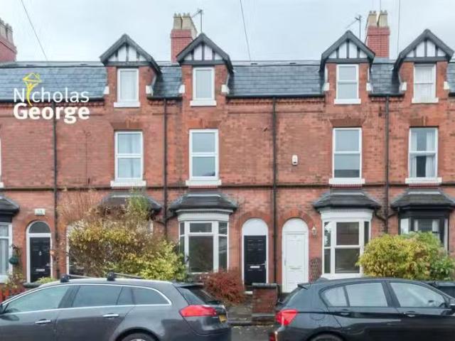 3 bedroom house for rent in Ravenhurst Rd, Harborne, B17 9SA.