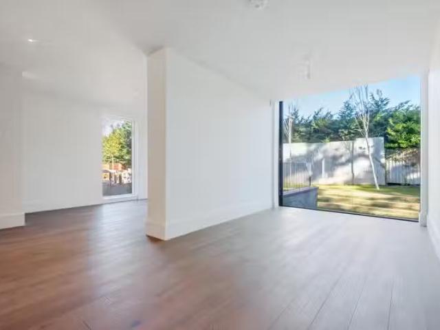 3 bedroom house for rent in Ravensbourne, Westerham Road, BR2