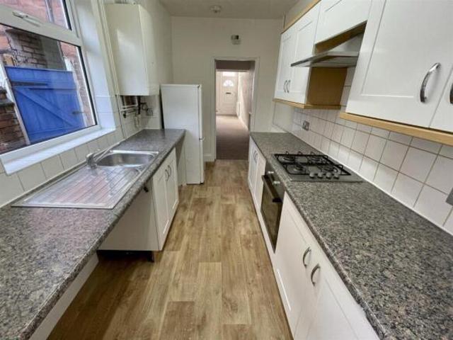 3 bedroom house for rent in Raymond Road, Leicester LE3 2AT, LE3