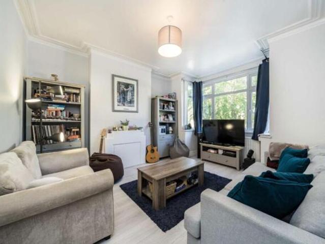 3 bedroom house for rent in Rectory Lane, Tooting, SW17