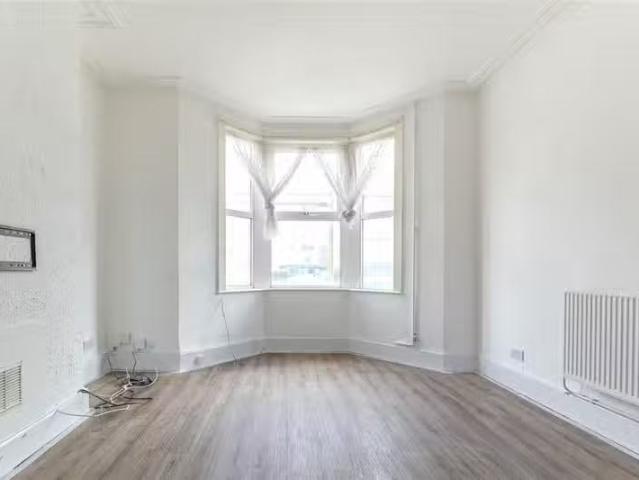 3 bedroom house for rent in Russell Road, BS16