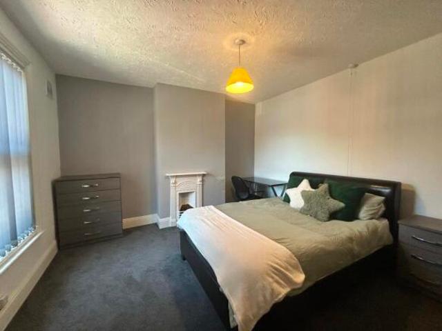 3 bedroom house for rent in Wolfa Street, Derby, DE22
