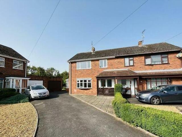 3 Bedroom House For Rent In Wombourne