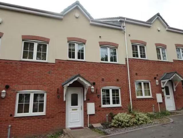 3 bedroom house for rent in Wagon Lane, Solihull, B92