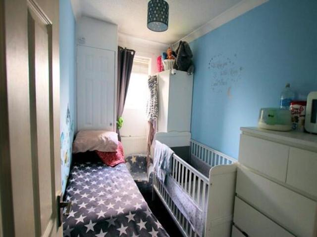 3 bedroom house for rent in Wealden Way, Tilehurst, Reading, RG30