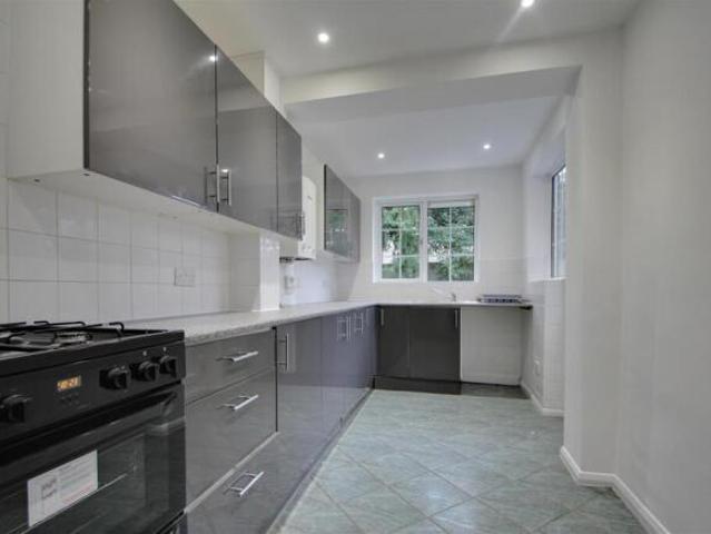 3 bedroom house for rent in Wear Road, Worthing, BN13