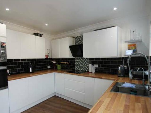 3 bedroom house for rent in Weardale Avenue Dartford DA2