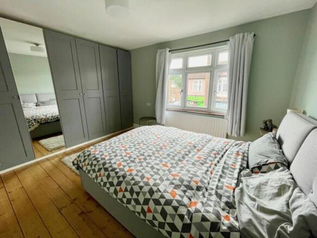 3 bedroom house for rent in Whippendell Road, WATFORD, WD18