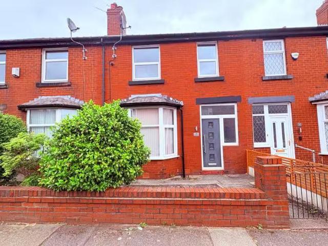 3 bedroom house for rent in White Street, Bury, BL8