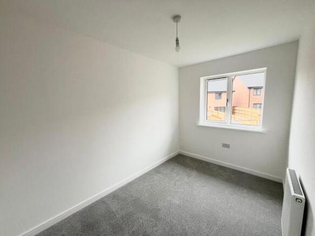 3 bedroom house for rent in Whitehouse, MK8