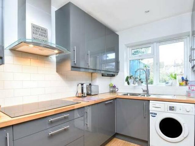 3 bedroom house for rent in Wilton Road London N10