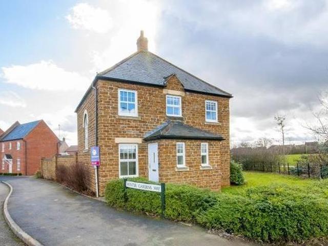 3 bedroom house for rent in Winter Gardens Way Banbury OX16