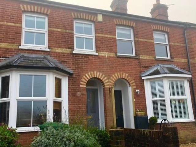 3 bedroom house for rent in Town Centre RG21