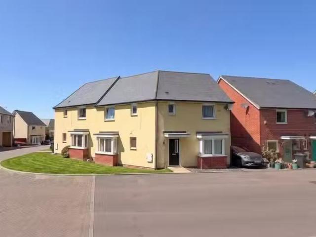 3 bedroom house for rent in Torkildsen Way, Fifth Avenue, Harl.