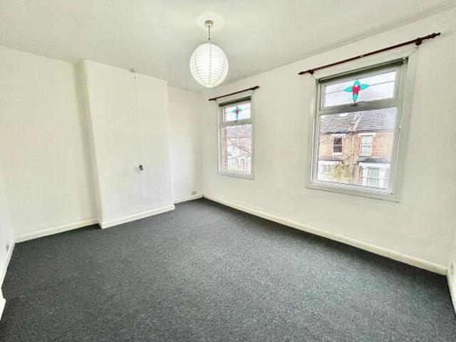 3 bedroom house for rent in Tennyson Road, Walthamstow E17