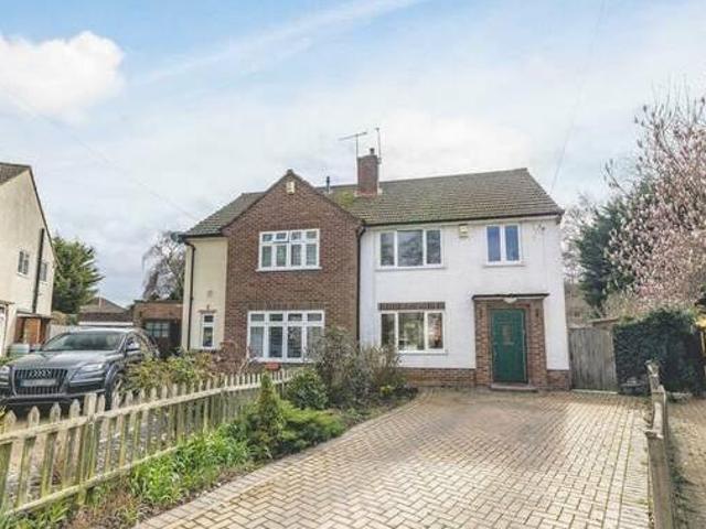 3 bedroom house for rent in Thames Mead EPC D Windsor SL4