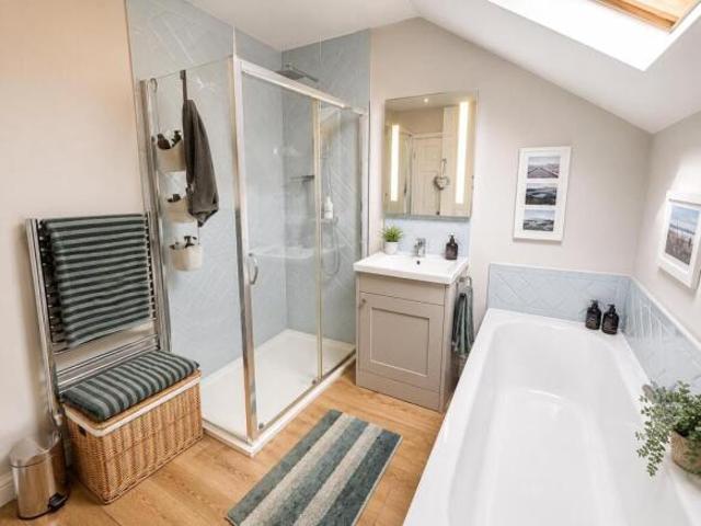 3 bedroom house for rent in The Oval, Otley, West Yorkshire, UK, LS21