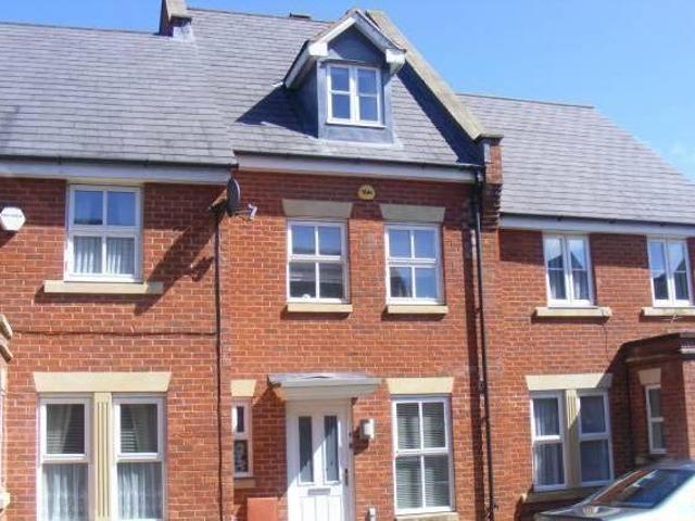 3 bedroom house for rent in The Inclosures Weston Village WestonsuperMare BS24